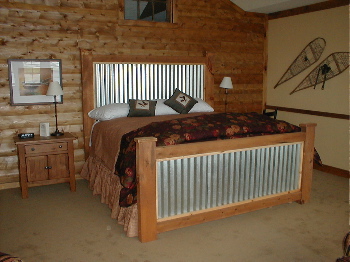 CORRUGATED METAL BED